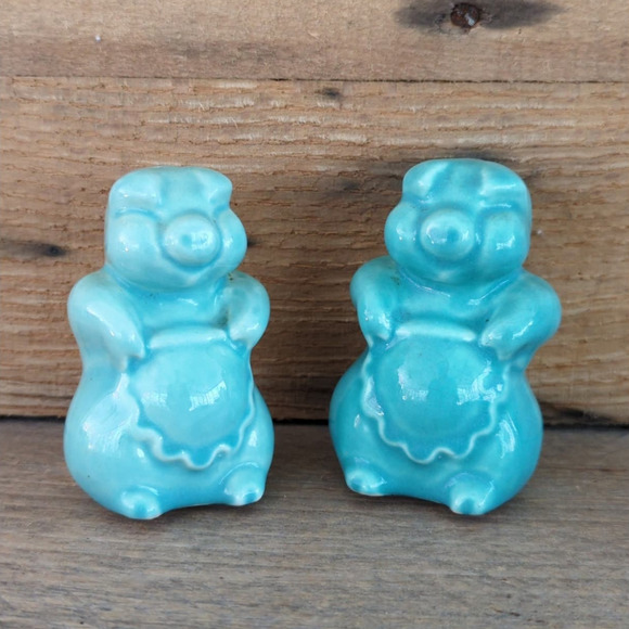 unknown | Kitchen | Vintage Turquoise Blue Pigs In An Apron Salt And ...